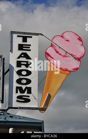 Culverden Tearooms & Cafe sign, Culverden Road, Culverden, North ...