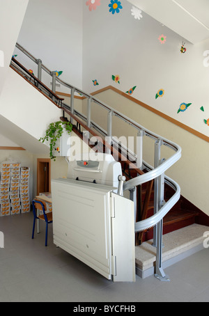 wheelchair stairs disabled handicapped elevator Stock Photo - Alamy