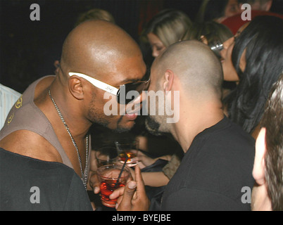 Quinton 'Rampage' Jackson celebrates after winning the title fight at ...