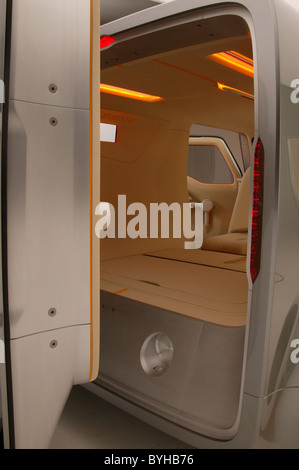 Ford Synus - Mobile Home Concept Step aside Humvees - this is surely ...