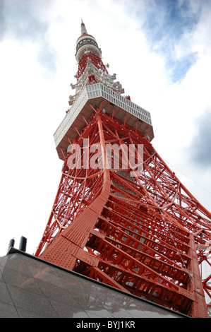 Tokyo Tower from ground level Stock Photo - Alamy