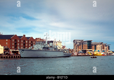 HMS Cattistock (M31), a Hunt-class minehunter operated by the Royal ...