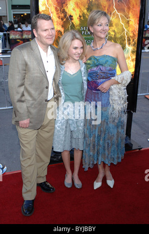 Dave Robb, Annasophia Robb and Janet Robb Los Angeles premiere of ' The ...