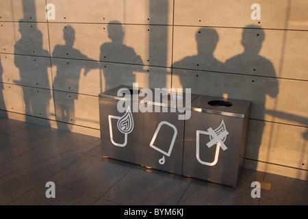 Recycling rubbish bins in Tokyo Station, Tokyo, Japan Stock Photo - Alamy