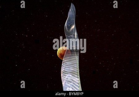 ROTATING TOWER BLOCK This incredible rotating tower is called The ...