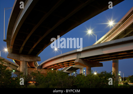 USA, South Carolina, Charleston, Interstate highway overpass leading to ...