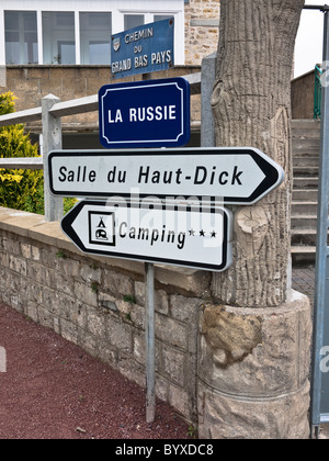 three intersection sign Stock Photo - Alamy