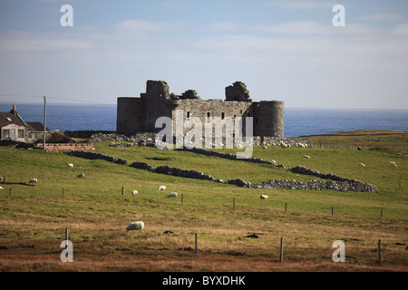Muness Castle, 1598, most northerly in United Kingdom, coastal views ...