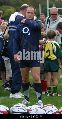Mike Catt O2 Scrum In The Park with the England rugby squad at Regents ...