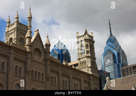 Philadelphia skyscrapers downtown skyline. One Liberty Place and Two ...