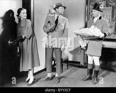 DESIGNING WOMAN 1957 MGM film with Gregory Peck and Lauren Bacall Stock ...