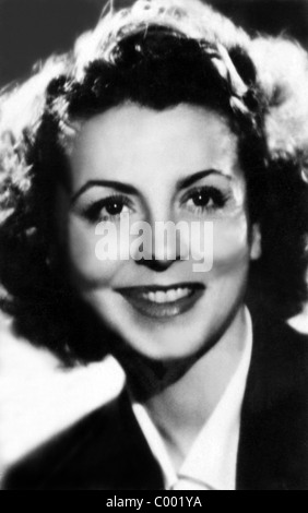 Renee Saint-Cyr Actress 01 May 1930 **WARNING** This Photograph is for ...