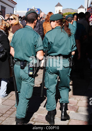 The Spanish police Guardia Civil in front of the Jefatura Superior de ...