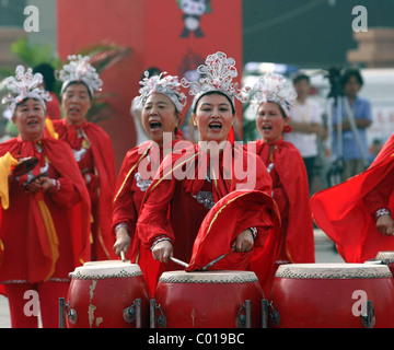 * OLYMPIC COUNTDOWN The world's largest Tai Chi display takes place at ...