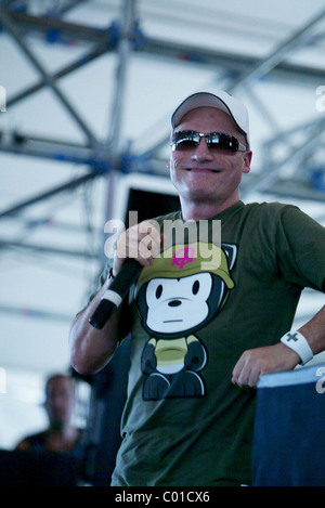 Danny Tenaglia Sir Richard Branson presents Virgin Mobile Festival ...
