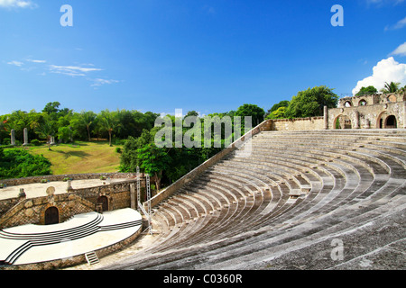 Amphitheater in ancient village Altos de Chavon - Colonial town ...