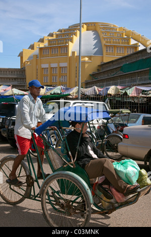 Central Market Phnom Phen Cambodia Stock Photo - Alamy