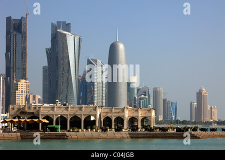 Qatar, Doha, skyline, skyscrapers, general view Stock Photo - Alamy