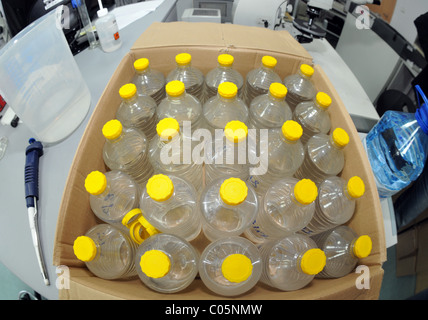 POLICE FORENSIC SCIENCE SERVICES LABORATORY, LAMBETH, LONDON. Scotland ...
