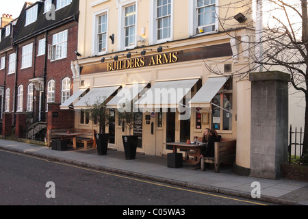 Builders Arms pub, Chelsea, London Stock Photo - Alamy