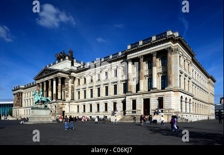 Reconstruction of Brunswick Palace, Schloss-Arkaden shopping centre ...