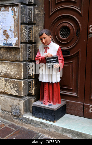 Statues in streets, La Valletta, Malta Stock Photo - Alamy