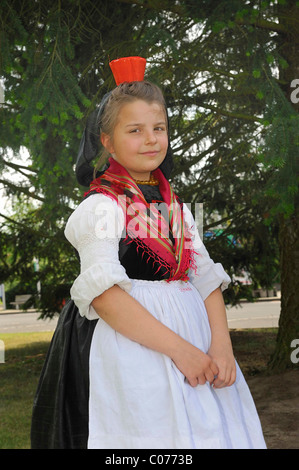 fashion, traditional costumes, Germany, Hesse, girl in traditional ...