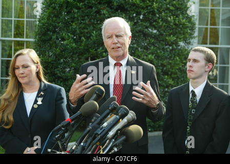 Maureen Murphy (mother), Daniel Murphy (father), John Murphy (brother ...