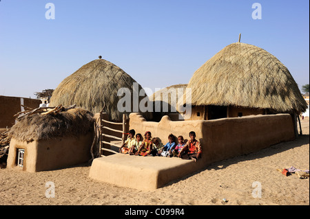 Traditional house with a walled courtyard, Thar Desert, Rajasthan ...