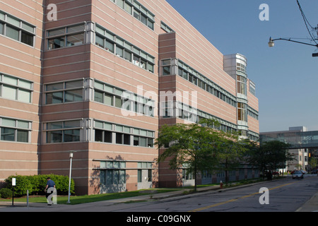 Cleveland Clinic Lerner College of Medicine and Lerner Research ...