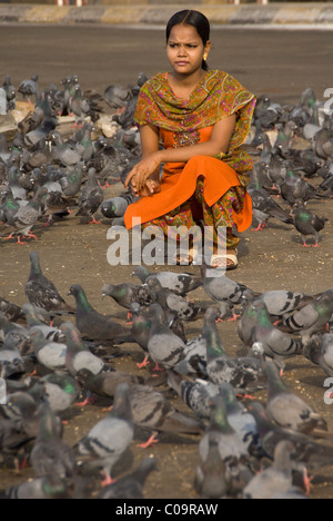Typical Everyday Life in Mumbai, India Stock Photo - Alamy
