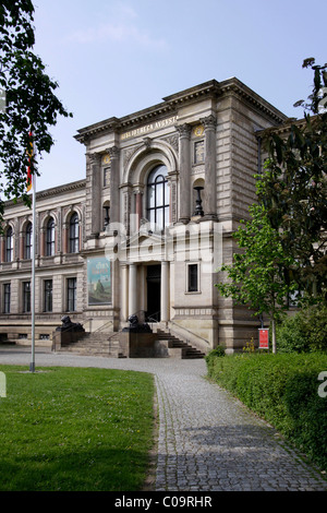 Bibliotheca Augusta, main building of the Herzog August Bibliothek ...