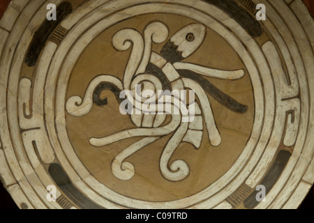 Olmec ceramic bowl with image of Quetzalcoatl from the Isla de ...