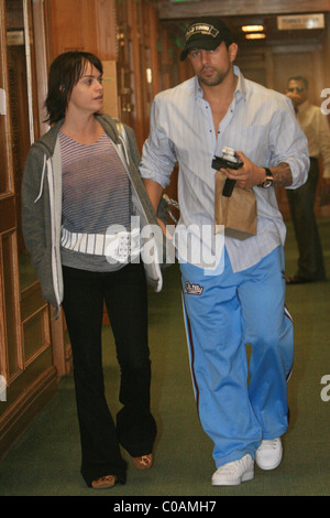Taryn Manning and her boyfriend leave a medical center looking like a ...