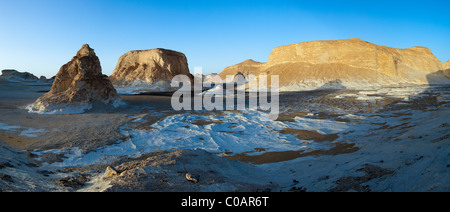 rock formations of the White Desert, Egypt, White Desert National Park ...