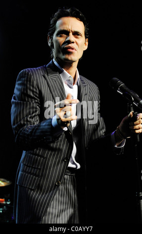 Marc Anthony performing live at the Gibson Amphitheatre at Universal ...