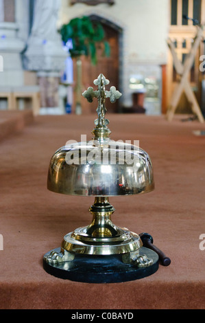 Catholic mass. Roman missal Stock Photo - Alamy