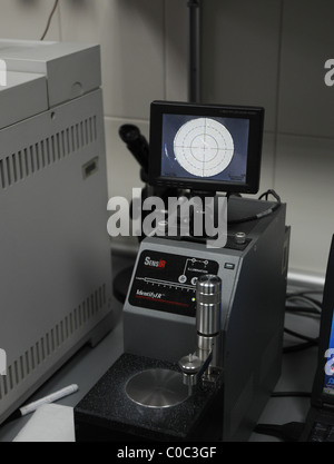 sensIR Infrared Spectrophotometer IR in The Central Forensic Laboratory ...