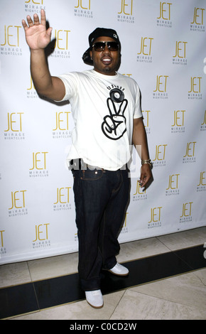 Platinum selling rapper Mims celebrates his birthday at Jet nightclub ...