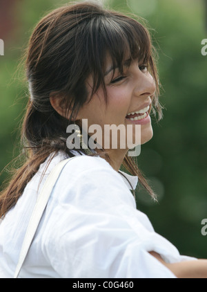 Roxanne Pallet who plays Jo Stiles in Emmerdale leaving Yorkshire ...