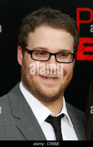 Seth Rogen - Pineapple Express Premiere at the Westwood Village Theatre ...