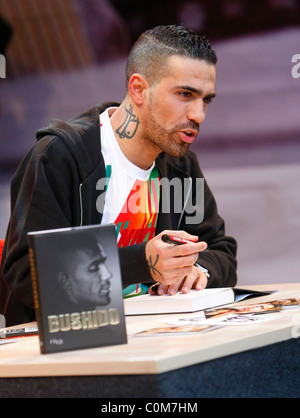 Bushido at Alexa shopping center signing his biography "Bushido" Berlin ...