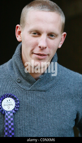 PIPER GIVES BIRTH TO SON British singer-turned-actress BILLIE PIPER has ...