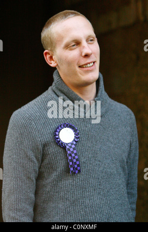 PIPER GIVES BIRTH TO SON British singer-turned-actress BILLIE PIPER has ...