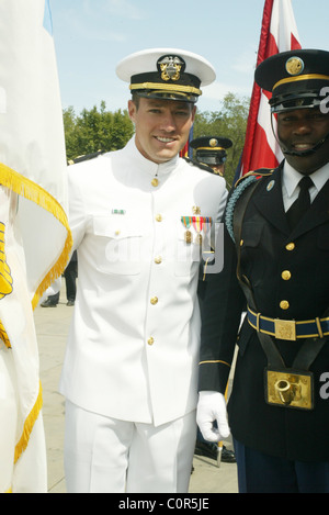 Lieutenant Andy Baldwin US NAVY (the batchelor) 3rd annual 'Time For ...