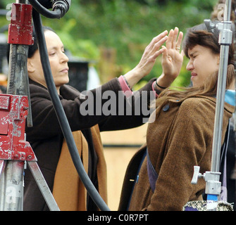 Jessica Alba filming on location of her new movie 'An Invisible Sign of ...