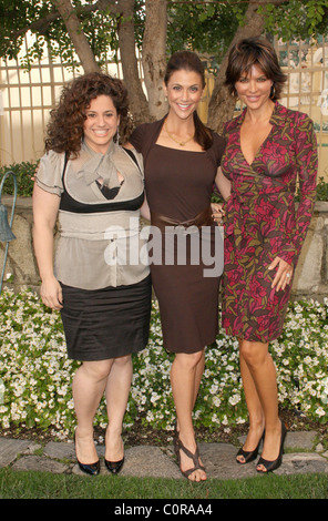 Marissa Jaret Winokur, Lisa Rinna, Samantha Harris, Karina Smirnoff ...