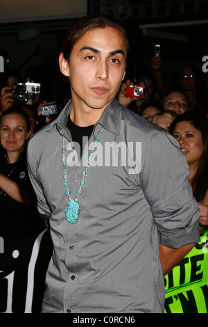 "Twilight" Premiere Solomon Trimble 11-17-2008 / Mann's Village Theater ...