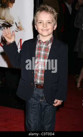 Bryce Robinson arriving at the 'Marley & Me' world premiere at the Mann ...