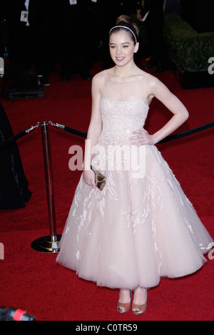 Hailee Steinfeld attends the 83rd annual Golden Globe Awards at The ...